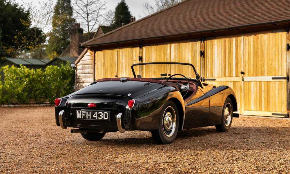 1954 Triumph TR2 (Long Door)